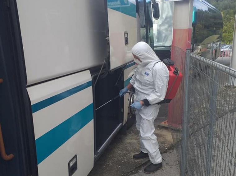 Προληπτική απολύμανση στα λεωφορεία και τον Σταθμό του Υπεραστικού ΚΤΕΛ ...
