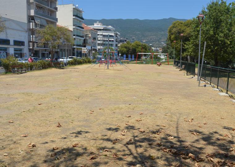 Η παιδική χαρά στο κέντρο της Καλαμάτας - Kalamata Journal